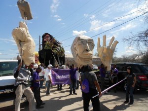 The Parade of Giants – The Rolling Giant Archive