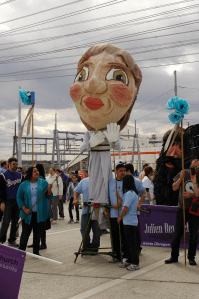 The Parade of Giants – The Rolling Giant Archive